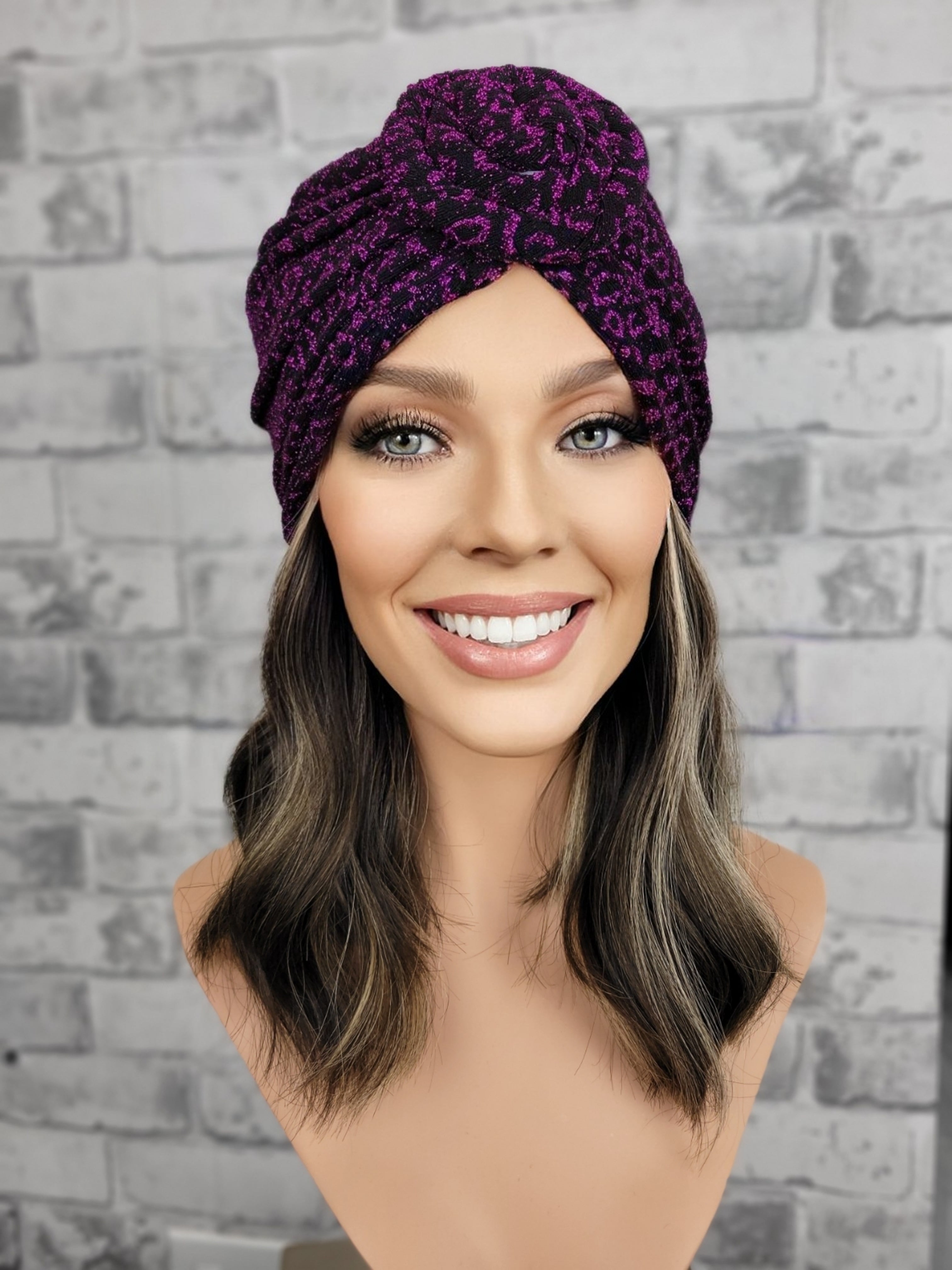 15" Hat Fall Wig - Bright Onyx (S) – FLOX HAIR